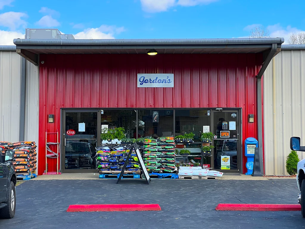 Gordon's Farm & Hardware - Philpot, KY